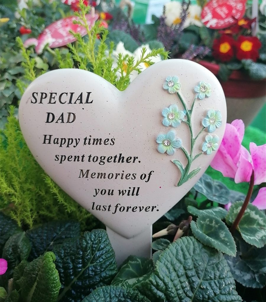 Graveside Dad Forget Me Not Heart Stake - Cottage Garden Centre